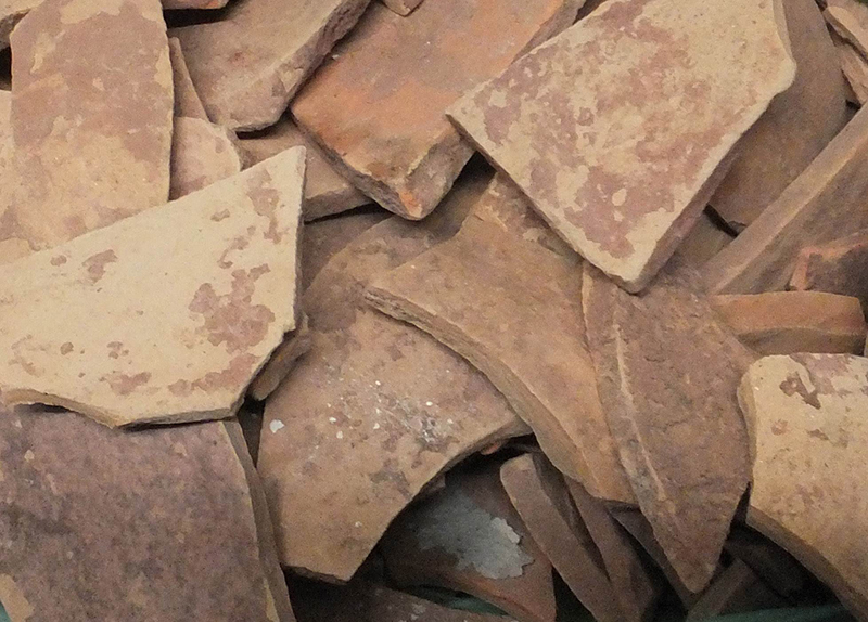 Range of analytical techniques differentiate ceramic fragments ...